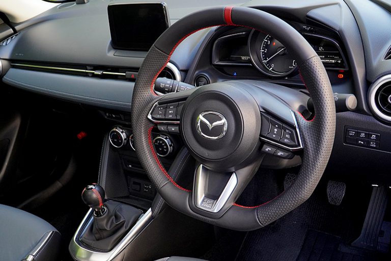 MAZDA2 Custom Parts & Accessories Lineup | AutoExe Mazda Car Tuning ...