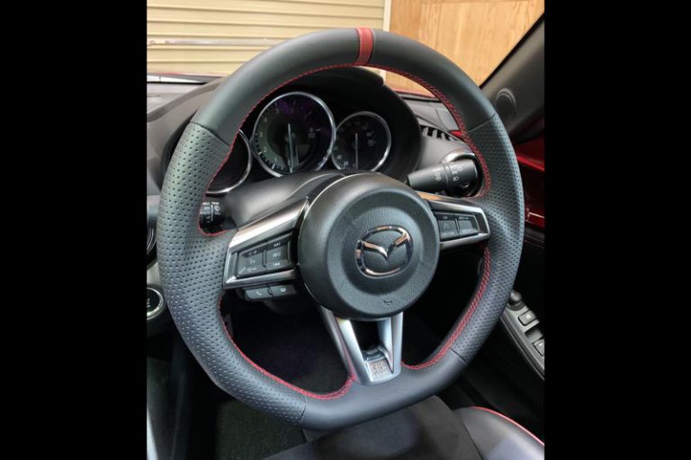 Easy-to-grip shape and firm grip. | AutoExe Mazda Car Tuning & Customization